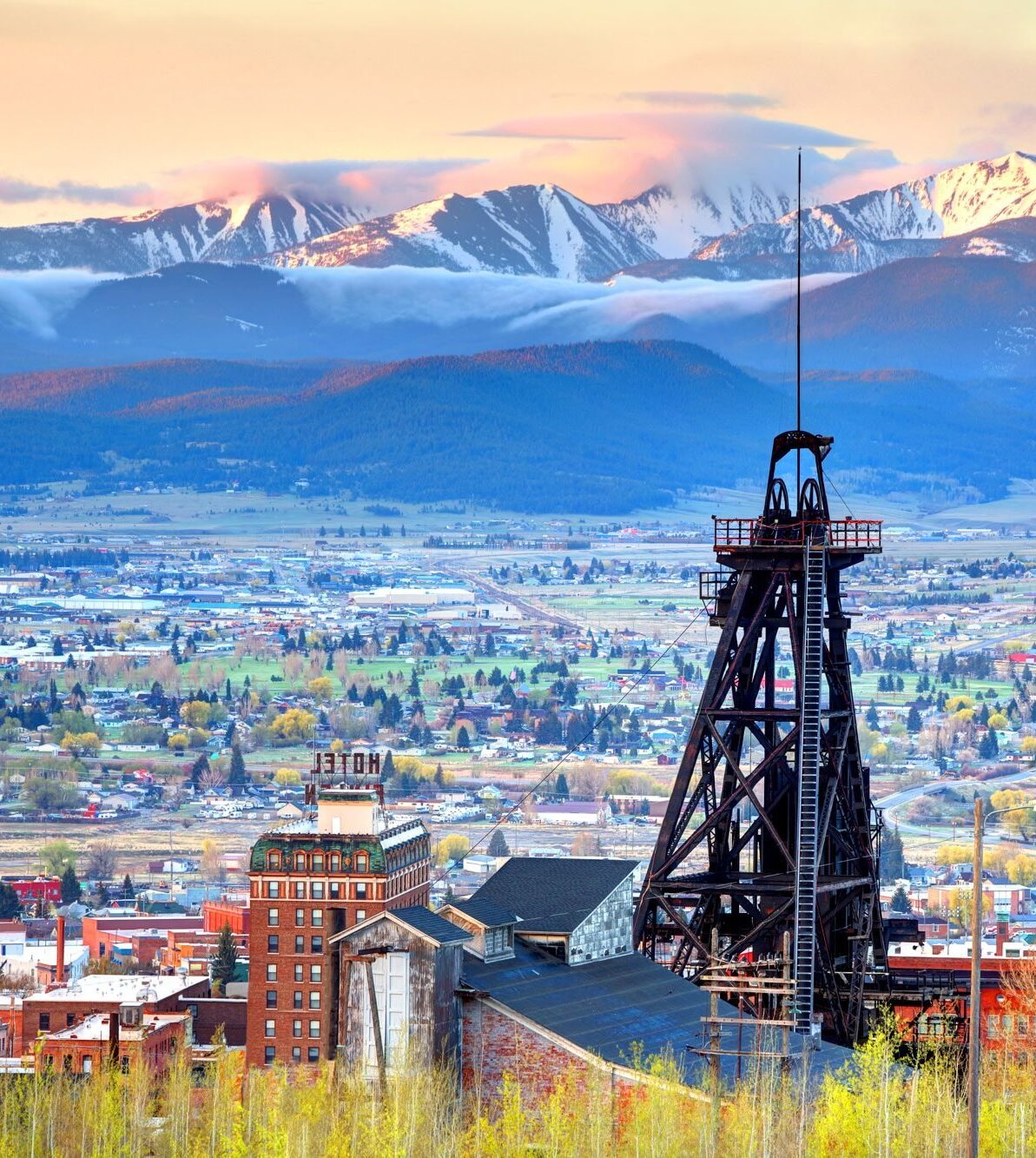 About us - Copper King Hotel & Convention Center